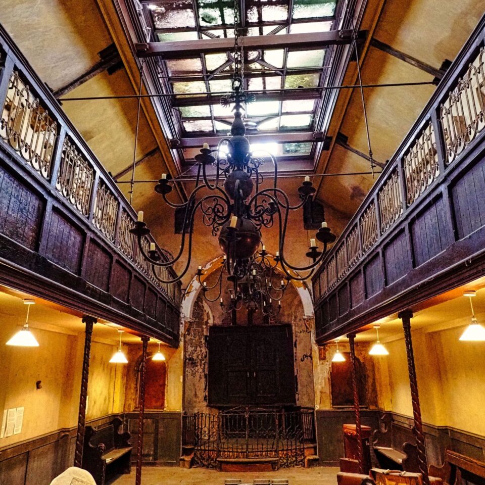 Princelet Street Synagogue in Spitalfields, London - UK Jewish Life